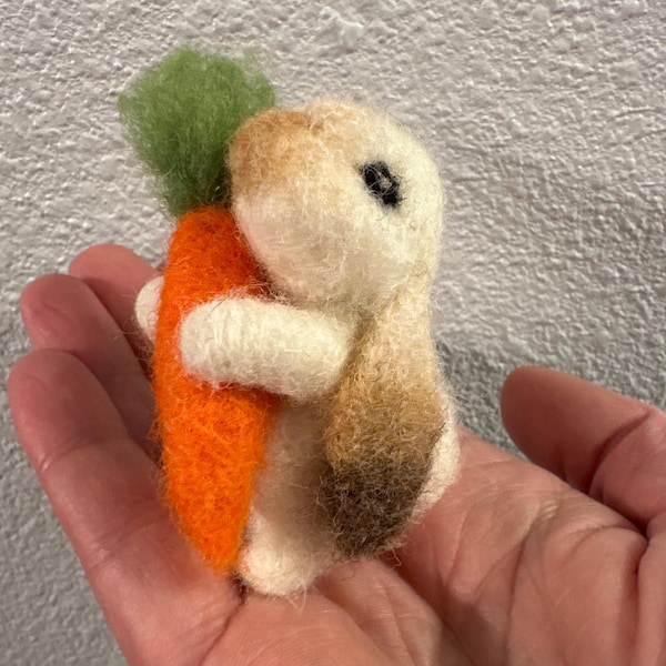 Needle Felted Lop Eared Bunny With Carrot, Needle Felted Cottontail ...