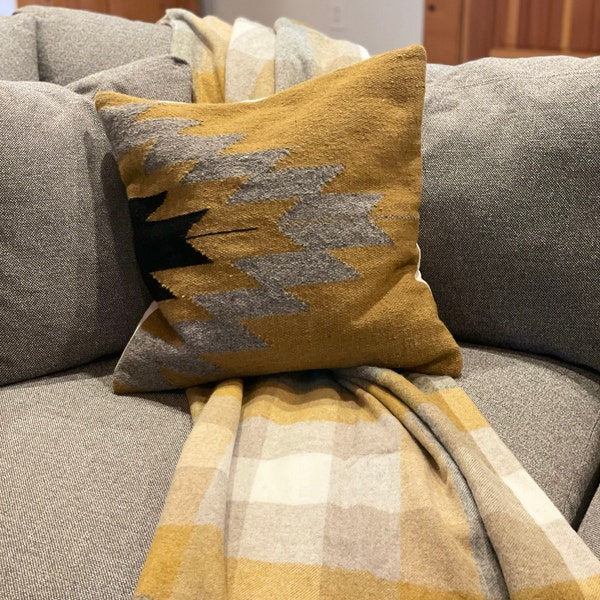 Hand Loom Woven Cotton & Wool Chunky Loops Textured Cushion Cover 20 ...