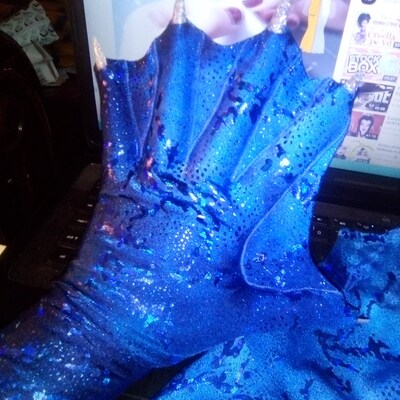 Seascape Webbed Gloves - Etsy