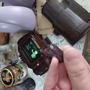 Pip Boy 3000 Fallout Cosplay Replica 3D Printed Pip Boy Fallout Cosplay ...