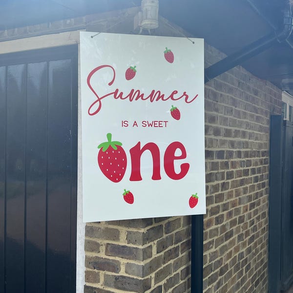 Berry First Birthday Personalised Backdrop Sticker // Balloon Display ...