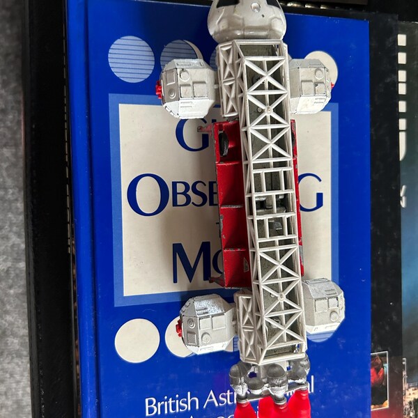 Flintstones House Which Pulls Out Scenes to Become Bedrock Bowl-o -rama ...