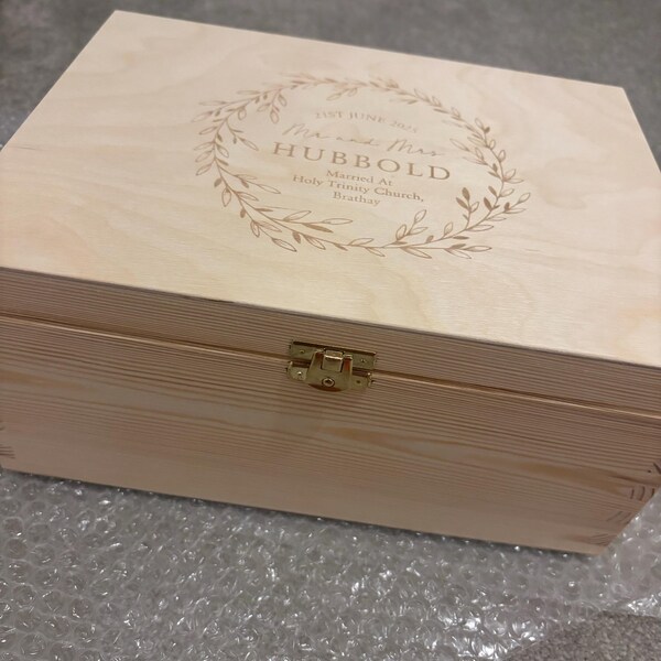 Personalised Wooden Wedding Keepsake Box for Couples - Personalized ...