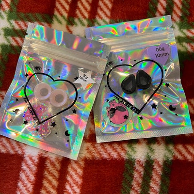 Black Alien Dropz Teardrop Ear Plugs Gauges Tunnels Soft Silicone ...