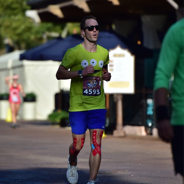 Alien Toy Men's Running Costume Athletic T-shirt - Etsy