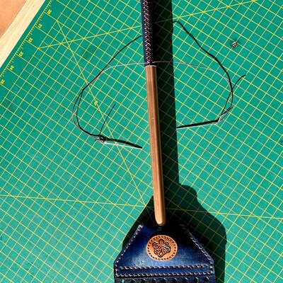 The Boss Fly Swatter Leather Pattern: Sturdy Leather Swatter With ...