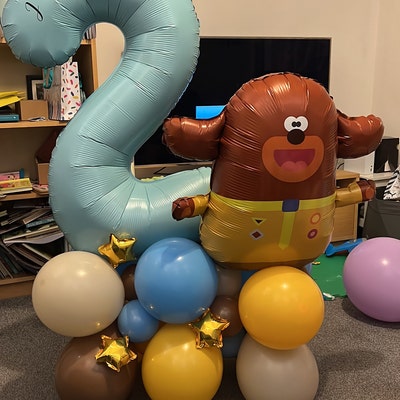 DIY Large Hey Duggee Balloon Sculpture, Duggee Balloon Stack, Duggee ...