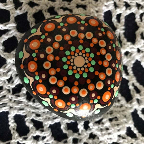 Painted Mandala Stones | Paperweights | Mandala Dot Art | Painted Rocks ...