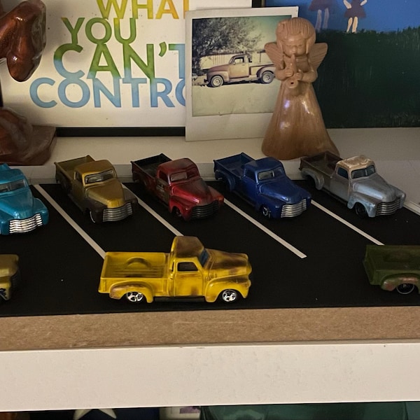 1/64 Parking Lot Desk Diorama - Etsy