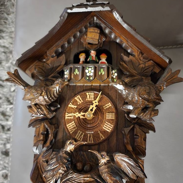 Classic 1960’s Dark Brown Vintage Leaf and Loon Style Cuckoo Clock ...