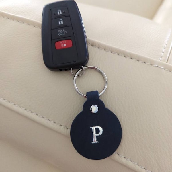 Custom Leather Circle Keychain. Monogrammed Personalized Full Grain ...