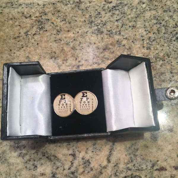 EYE CHART CUFFLINKS / Vision Testing Links / Gift for Ophthalmologist ...