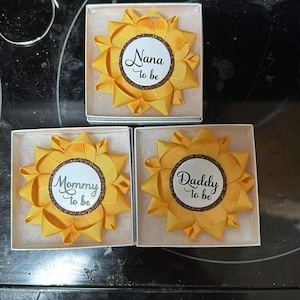 Graduation Party Decorations Mother of the Graduate Pin, Parents of ...