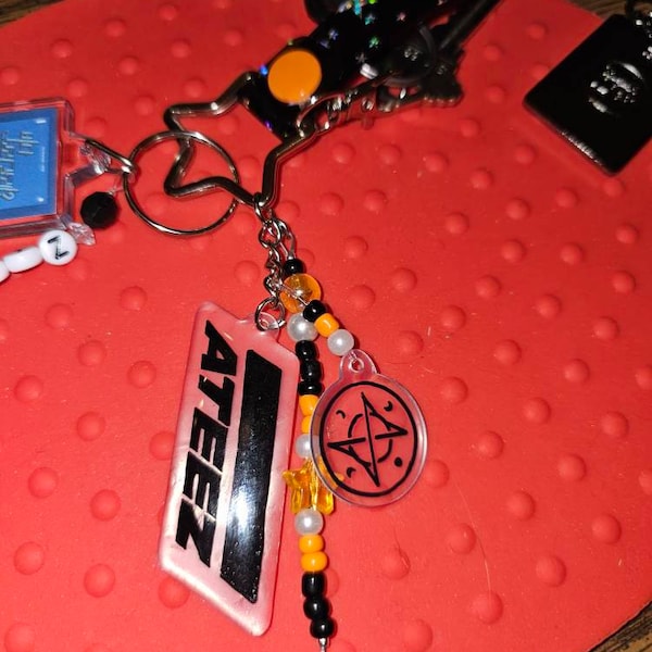 ATEEZ KPOP Keychain *various Colors* ATINY - Etsy