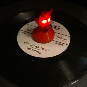 3D Printed Devil 45 Record Adapter With Leds - Etsy