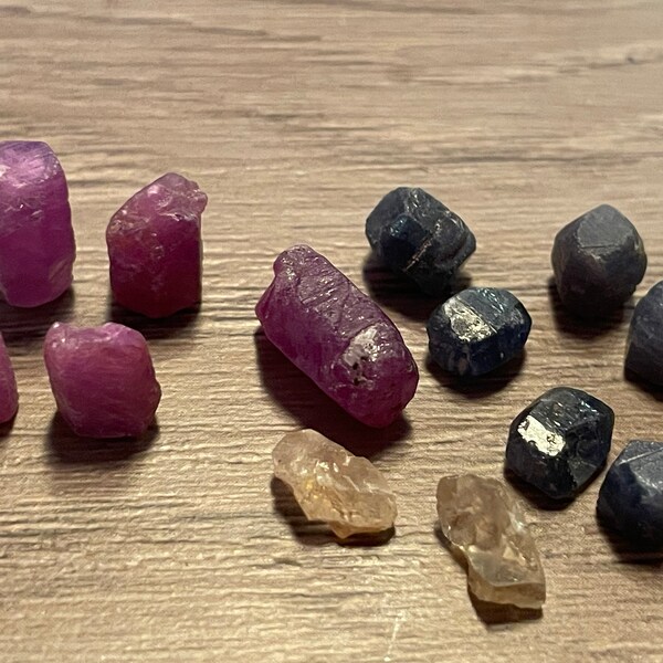 Mixed Ruby & Sapphire Crystals, Small Rough Natural Ruby Crystals and ...