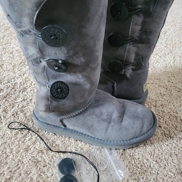 Two (2) UGG Replacement Buttons - Black- for Bailey, Triplet & Cardy Wooden Button Spare Extra ...