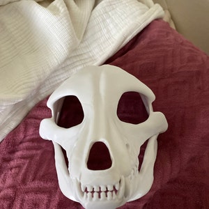 Toony Wolf Skull Mask Movable Moving Hinge Jaw 3D Printed Skulldog Bone ...