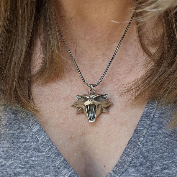 925 Sterling Silver - Cat School Geralt Medallion Necklace - Exclusive ...