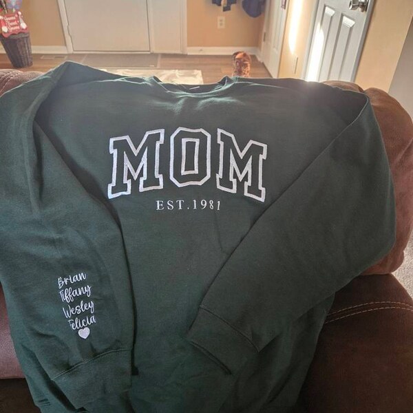 Custom Embroidered Auntie Sweatshirt, Personalized Embroidery Aunt ...