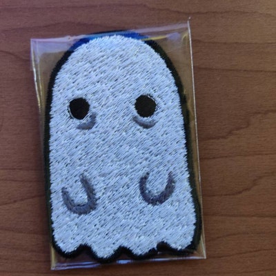 3 Embroidered Ghost Patch, Halloween Sew-on Patch - Etsy