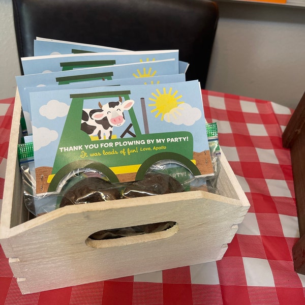 Tractor Donut Party Favor, Farm Party, Farm Birthday Party, Farm Favor ...