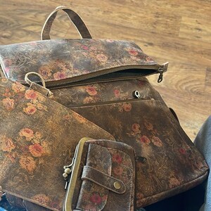 Coin Clip Purse With Bottom Zip, Red Leather Purse, Front Pocket, Amy ...