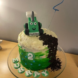 Edible Tractor Ted Cake Topper personalised - Etsy