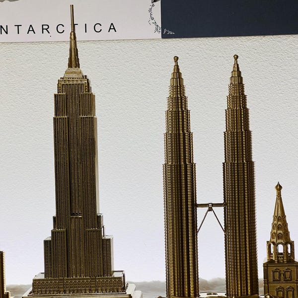 Stargate Model With Off-world Pedestal and DHD – Intricately Detailed ...