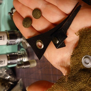 Hand Press for Double Cap Rivets, Eyelets Grommets, Rhinestone Rivets ...