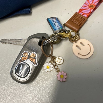 Flower Keychain Daisy Keyring Aesthetic Flower Keychain Flower - Etsy