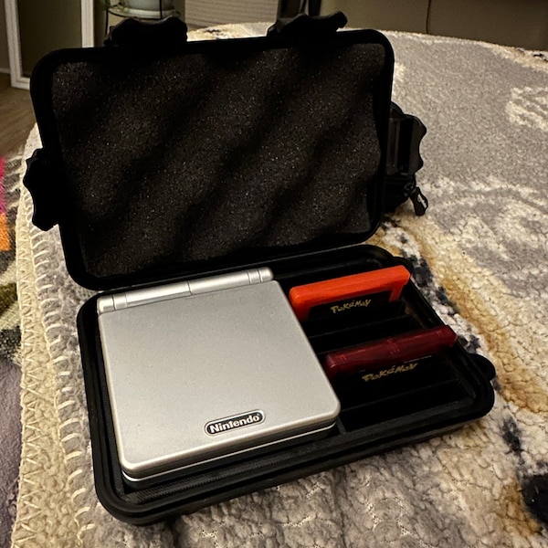Protective Carrying Case for Gameboy Advance SP | SENACLLC | Holds 12 ...