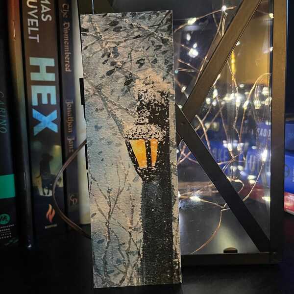 Winter Lantern Bookmark, Watercolor Holiday Lamp Post Gift for Readers ...