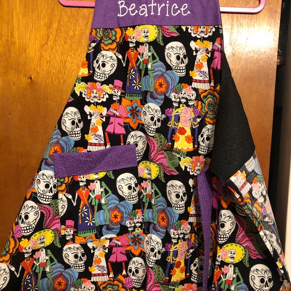 Day of Dead Apron, Ruffled, Día De Muertos, Sugar Skulls, Walking Dead ...