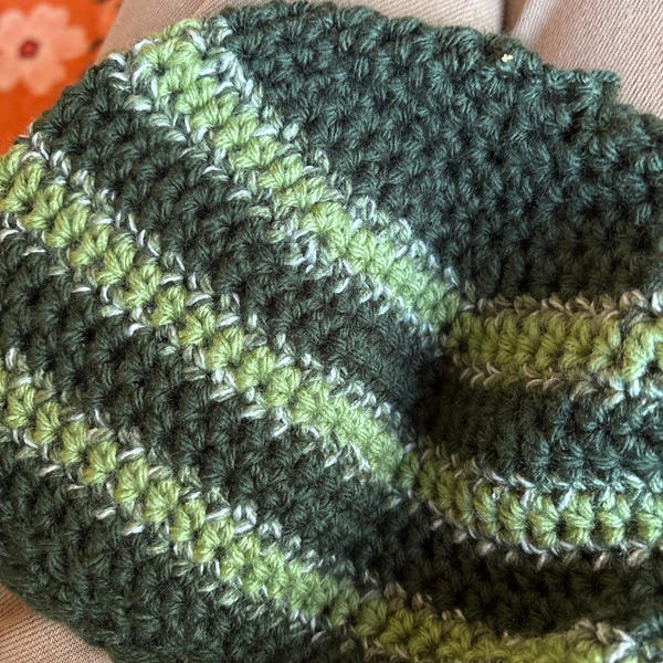 Crochet Flower Hot Pad Pattern: Round Trivet, Shabby Chic Potholder ...