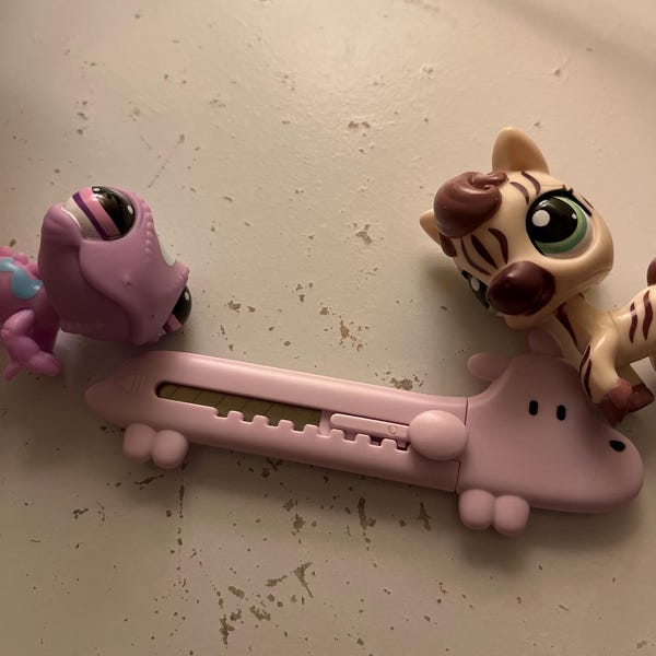 Kawaii Cute Cat Mini Paw Box Cutter, Retractable Safety Tool, Utility ...