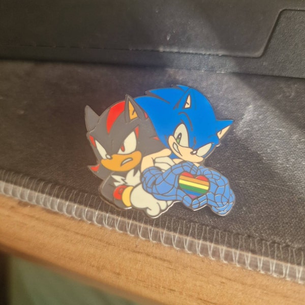 Toxic Yaoi. Sonadow, Sonicxshadow Large Metal Button Badge. - Etsy