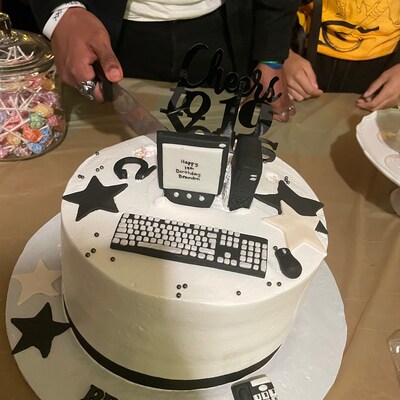 Fondant Computer Cake Topper Fondant Laptop Fondant Keyboard Programmer ...
