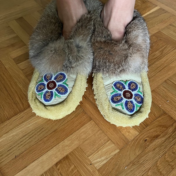 Metis Flower Beadwork, Cree Beadwork, Native Beadwork, Framed Bead Work ...