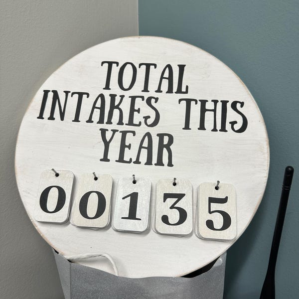 Custom Rustic Wood Towel Robe Coat Rack Bar With Industrial Pipe Hooks ...