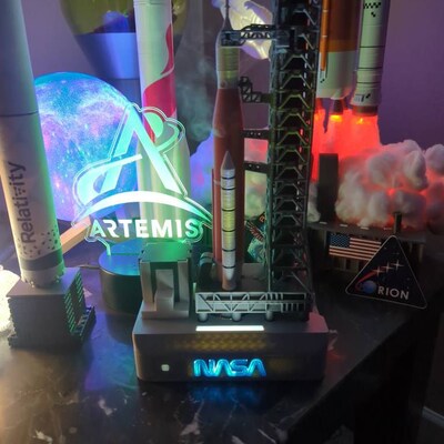 3D Printed Venting SLS Rocket A Desktop Model of Nasa's Space Launch ...