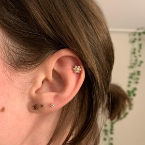 14K REAL Solid Gold Daisy Flower Diamond CZ Statement Ear Cuff | Etsy