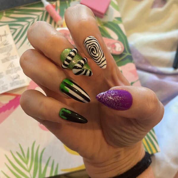 Red and Black Ombre Press on Nails APRES GEL-X Goth Nails Witch Nails ...