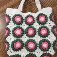 Granny Squares PDF, Rose /violet Granny Square Crochet PDF PATTERN ...