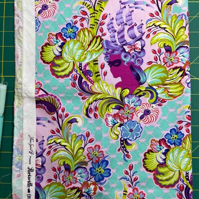 Labyrinth Quilt Pattern Calico Carriage Quilt Designs No Diamonds and ...