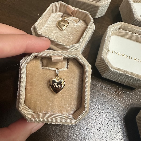 Name Personalized Heart Locket, Minimalist Personalized Gifts, Engraved ...