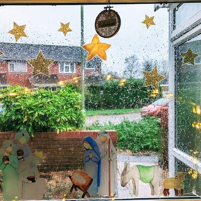 Gold Stars Window Stickers, Christmas Window Stickers, Stars on Strings ...