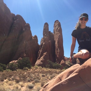 Bea-utah-ful Decal - Etsy