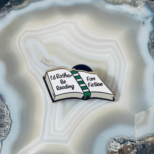 Lovey Heart Eyes Porg Hard Enamel Pin - Etsy