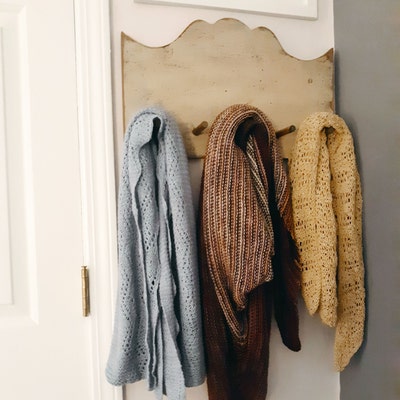 Primitive Scalloped Top Peg Rack - Etsy